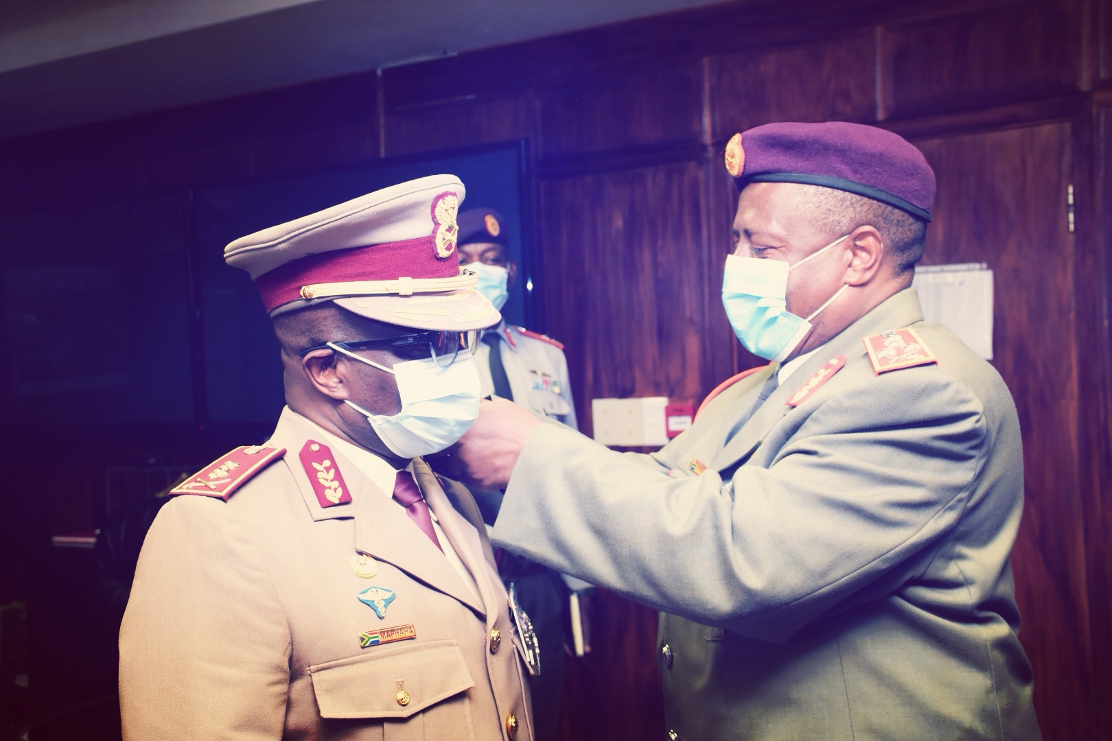 New SANDF surgeon-general Major-General Ntshavheni Peter Maphaha takes ...