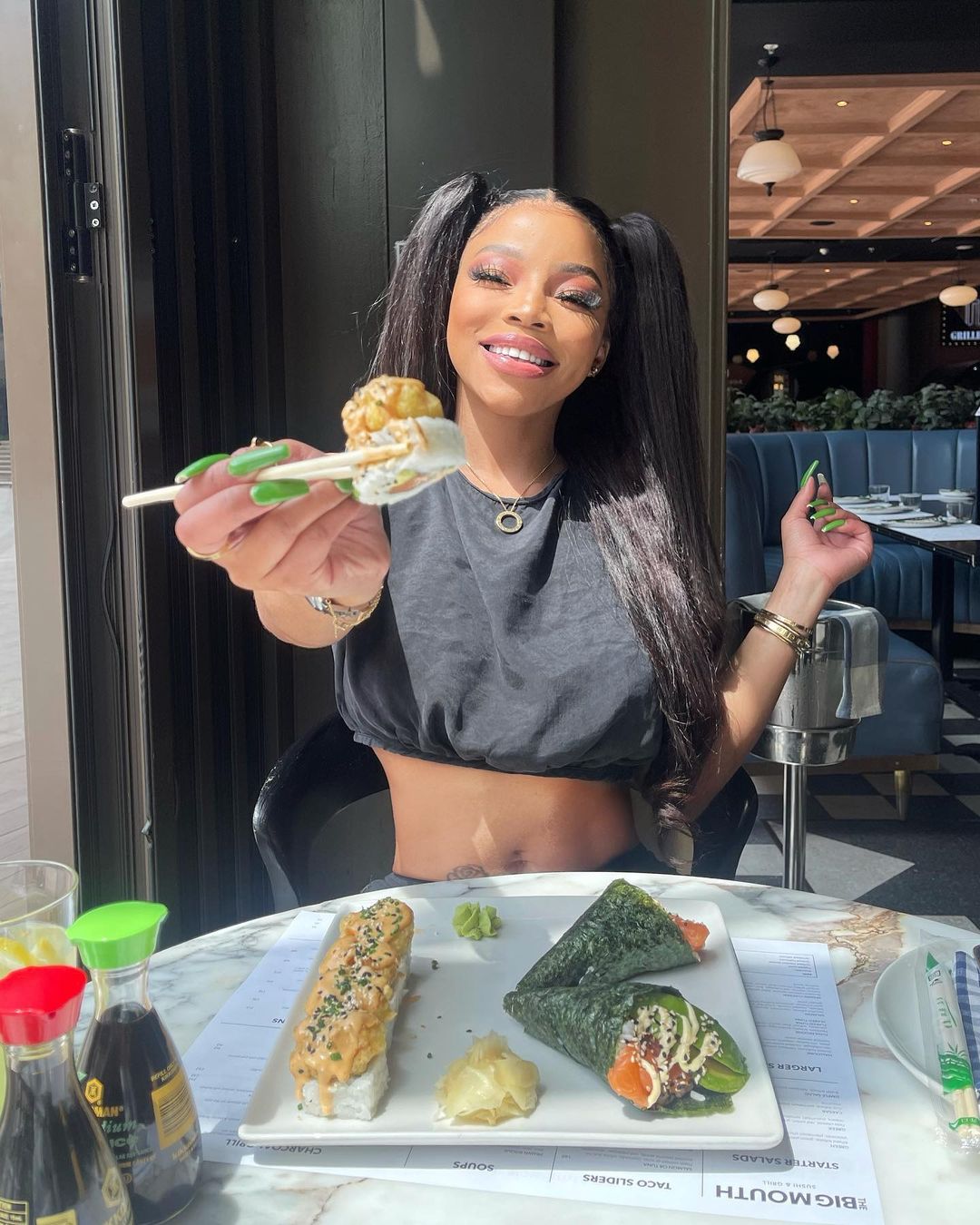 Faith Nketsi shows off cooking skills in her kitchen - VIDEO - News365 ...