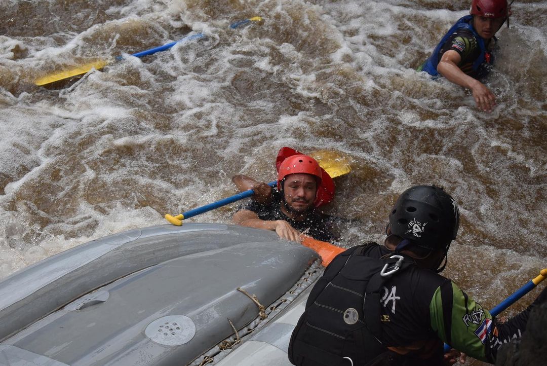 Trevor Noah reveals how he survived a scary moment with friends during ...
