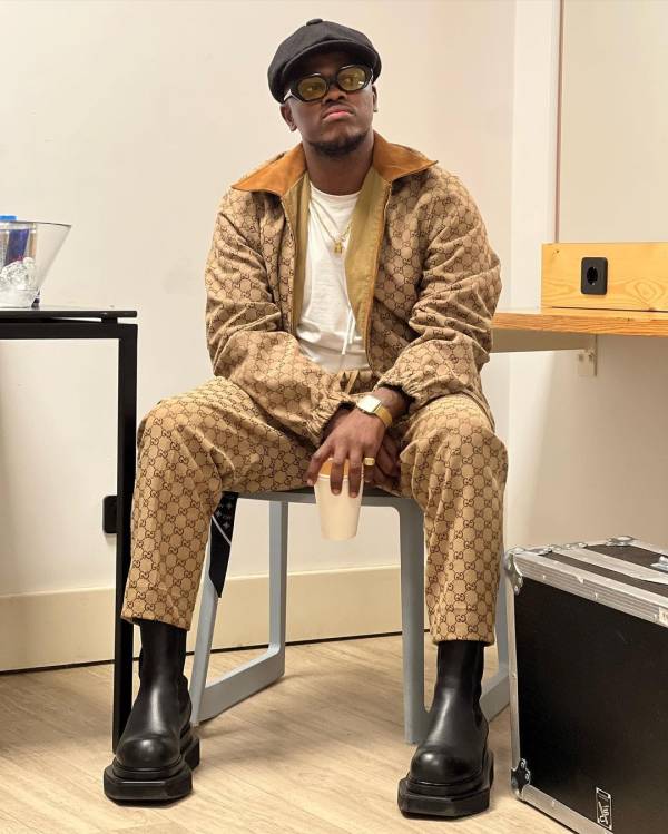 Watch -Murdah Bongz Seen Crying During Performance - News365.co.za