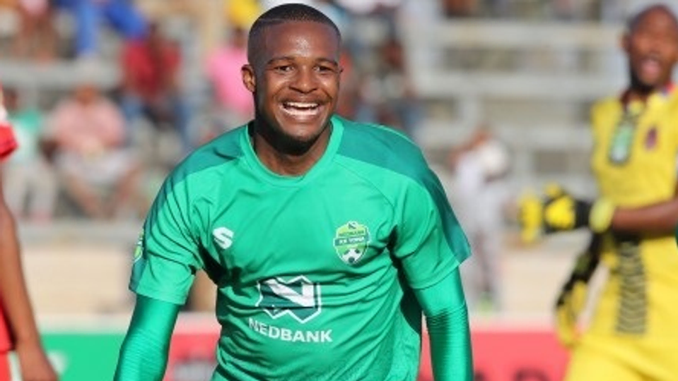 SA footballer Thulani Cele released from prison in America - News365.co.za