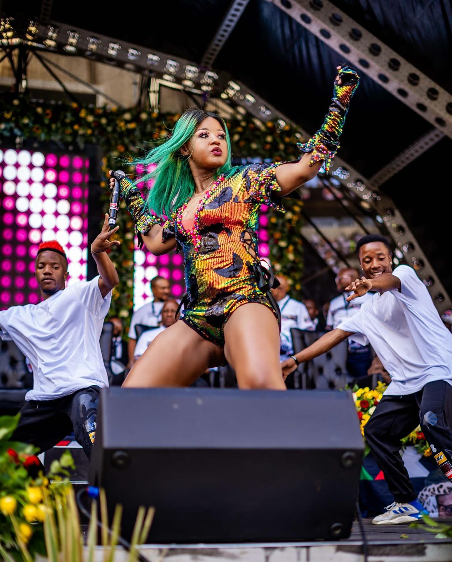 Photos: Babes Wodumo’s new look stuns Mzansi - LaConco reacts - News365 ...